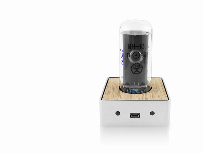 Blub Uno is a stylish retro tube clock you can look at all day | Great ...