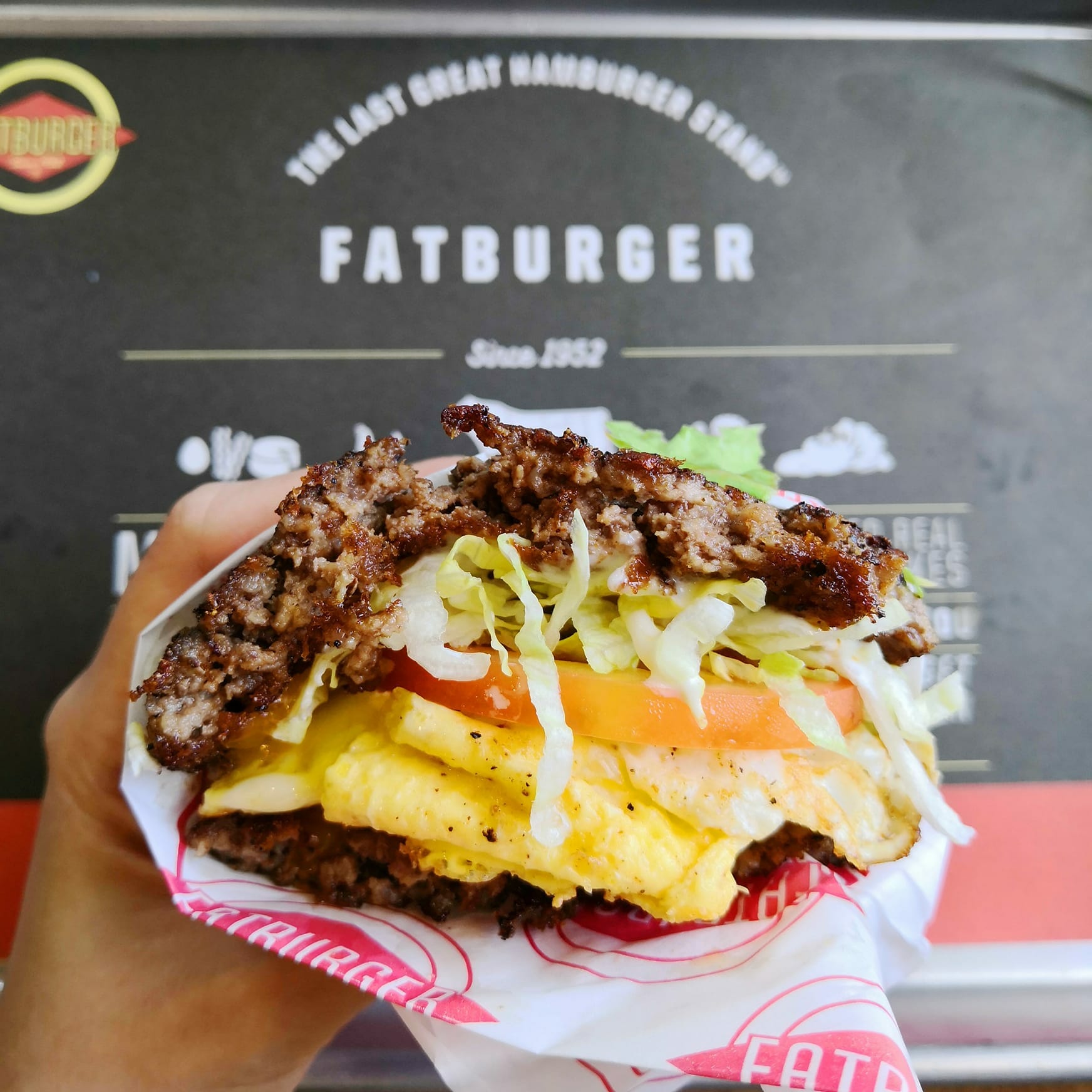 Hollywood's Fatburger the latest burger shack to open in Singapore this ...