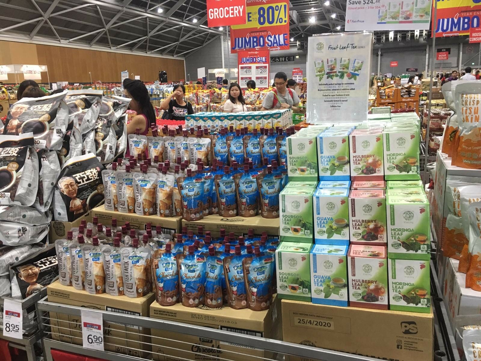 There's a FairPrice Xtra 'Jumbo Sale' at Expo right now that lets you ...