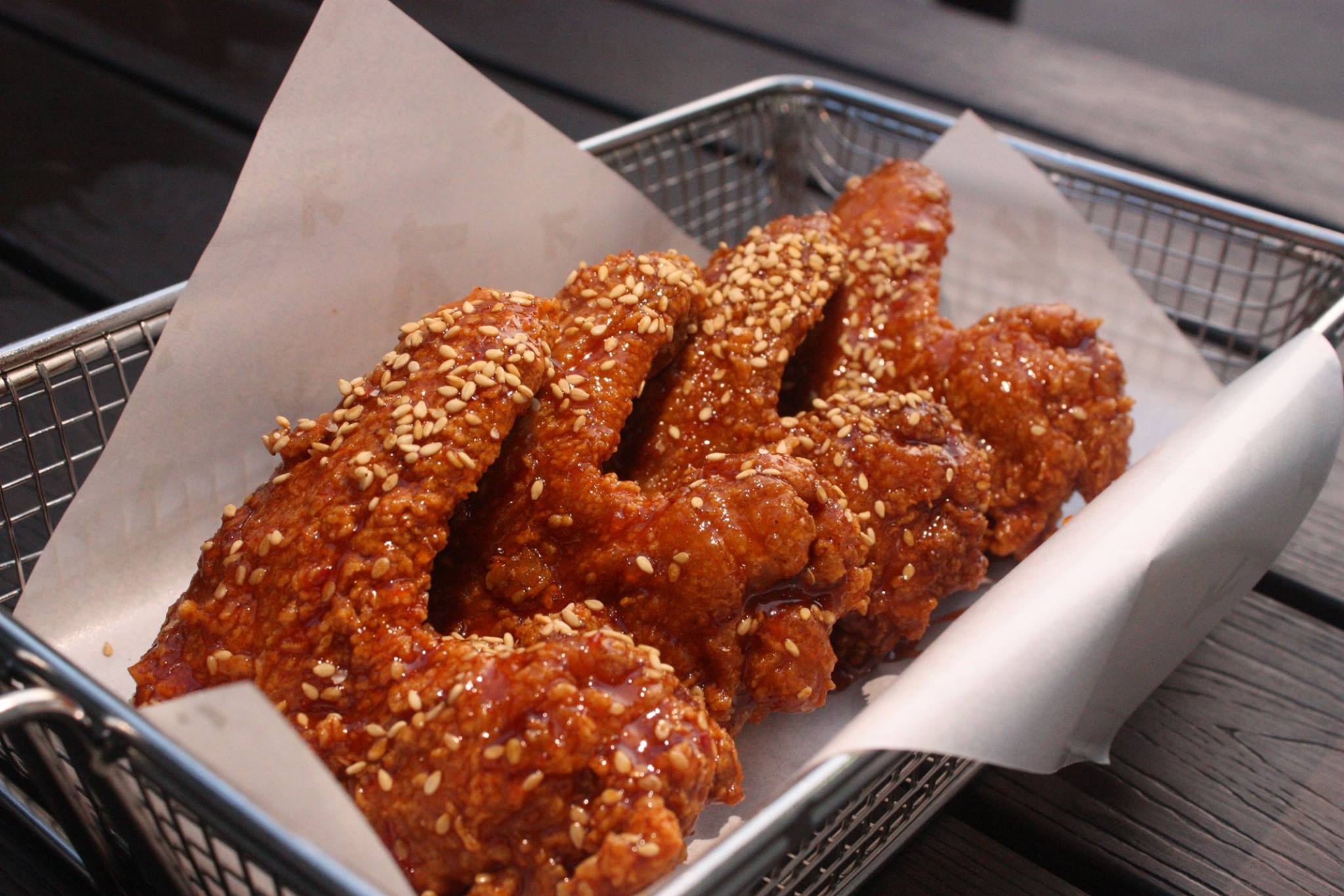 Chicken Up Centrepoint offers all-you-can-eat Chicken Wings Buffet from ...