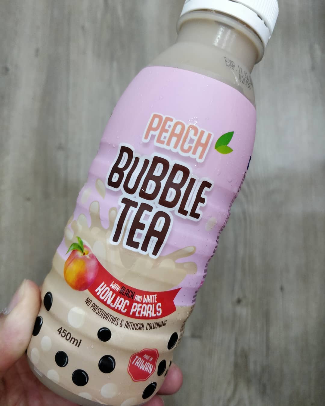 7-Eleven S'pore now selling bottled 'Peach Bubble Tea' with pearls ...