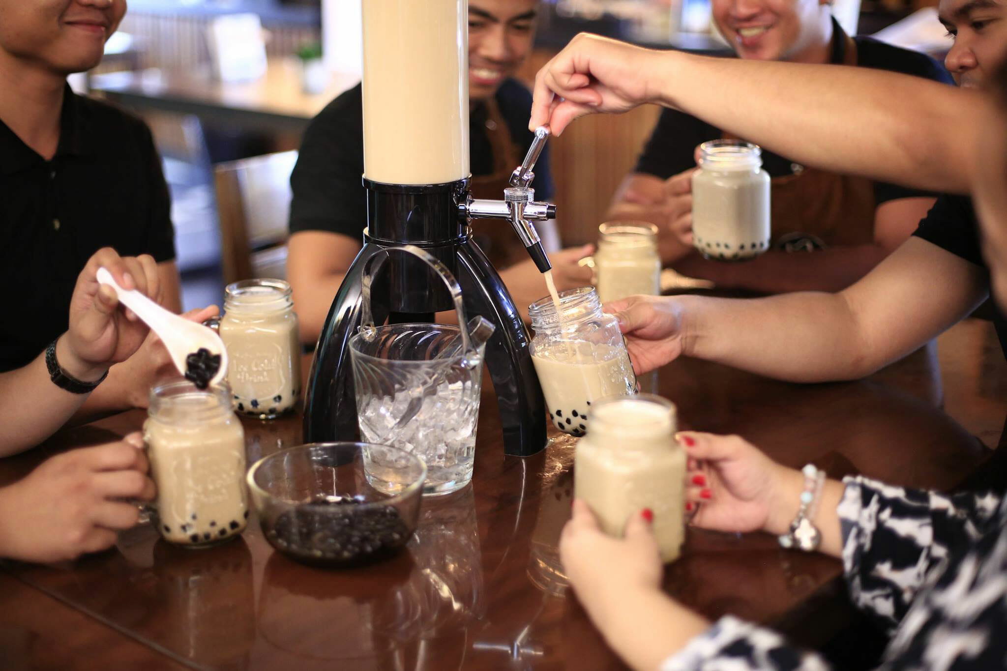 This cafe in the Philippines serves 'Milk Tea Tower' to patrons, even ...