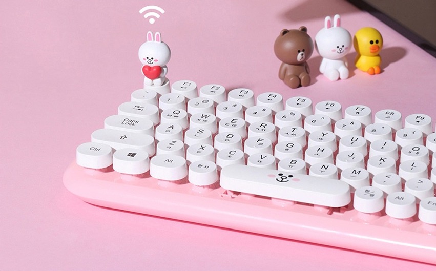 Wireless LINE Friends Keyboard with adorable Character Keycaps ...