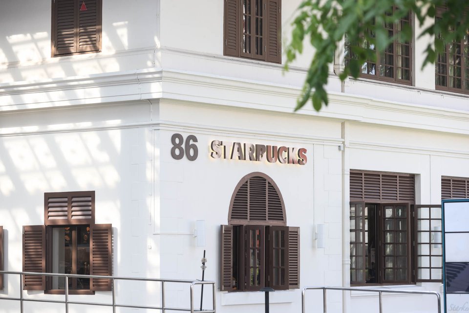 Starbucks S'pore gorgeous new store in Katong Square is hidden inside a ...