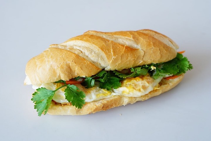 Vietnamese eatery in Geylang sells delicious-looking Banh Mi sandwiches ...