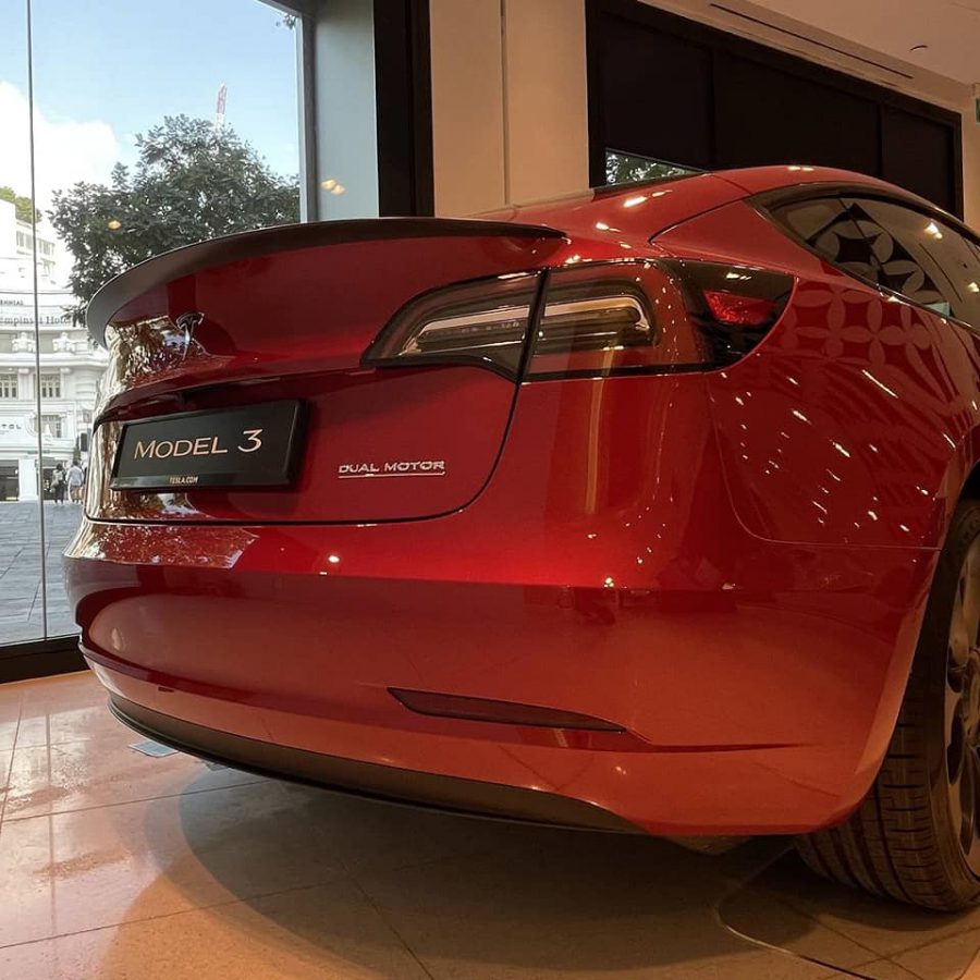Tesla S'pore opens 1st showroom to the public in Raffles City ...