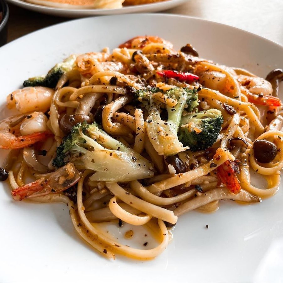 All-day Breakfast Place in Kovan & Holland Village has affordable sets ...