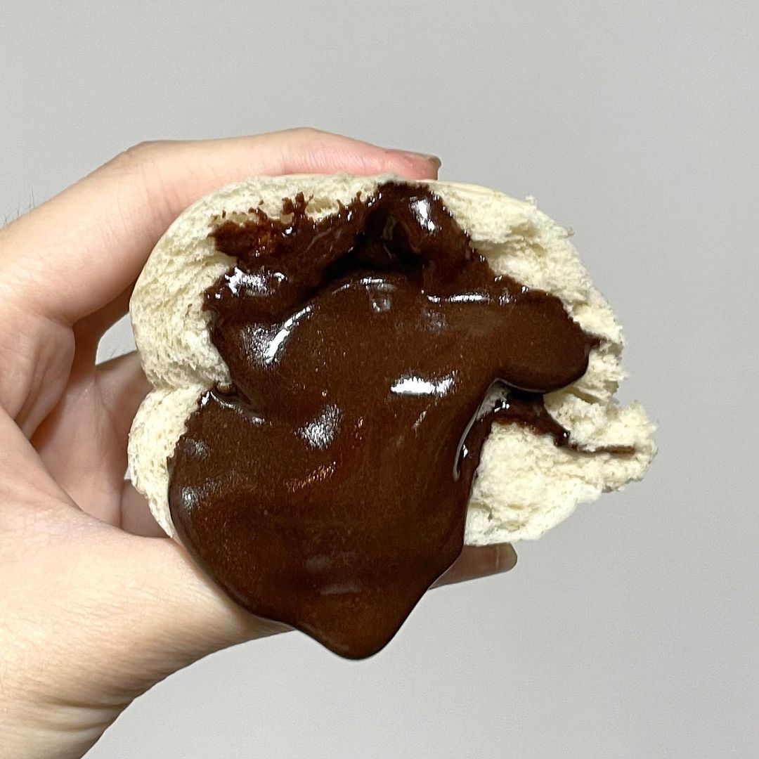 Overflowing Molten MILO Lava Buns available in S'pore supermarkets at ...