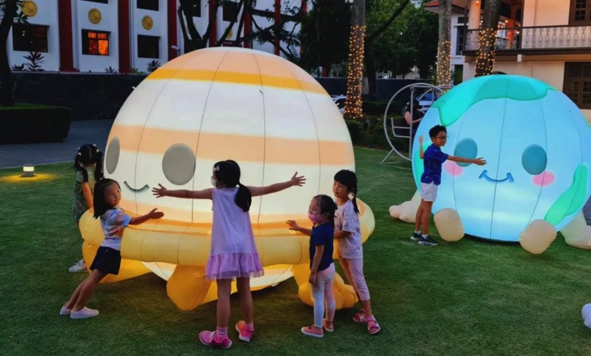 Giant Planetary Lanterns that light up the night have taken over this ...