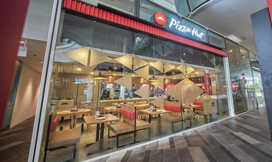 Pizza Hut has all-you-can-eat Unlimited Pizza Buffet for $17.90 every ...