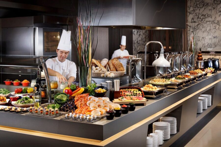 Enjoy 1-FOR-1 Buffet Deals at Plate and Café Mosaic in Carlton Hotels ...