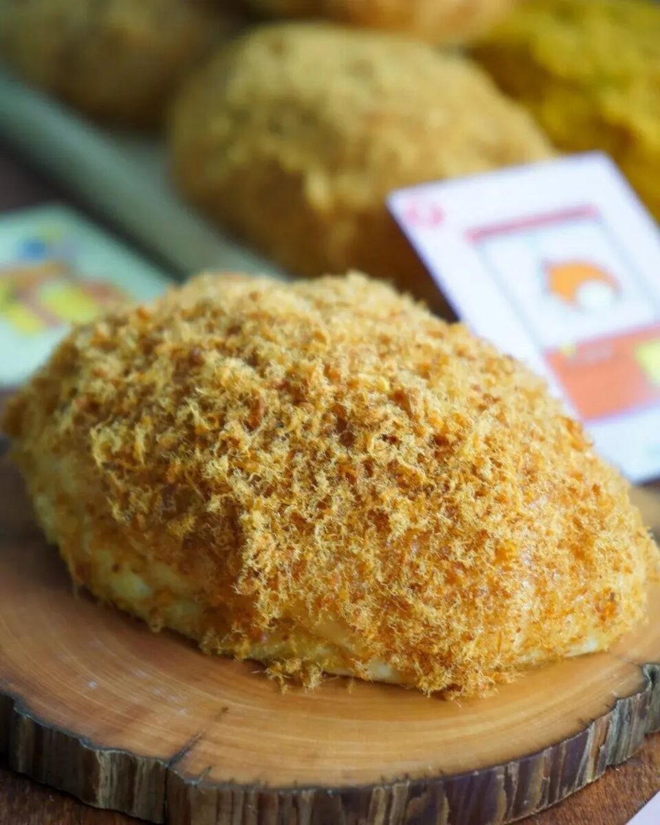 BreadTalk selling 6 Flosss Buns for $10 in Anniversary Promotion till ...