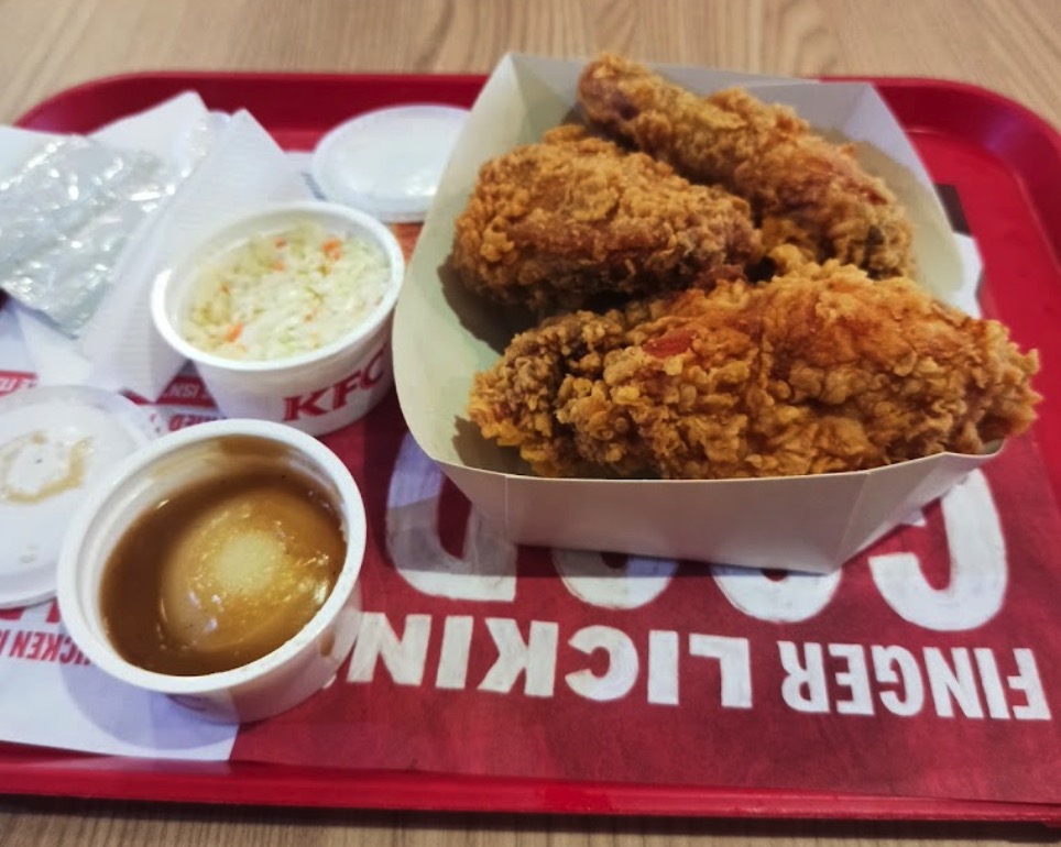 KFC S'pore's $4 OFF 2pcs Chicken Meal with Trust Card till Oct 31 means ...