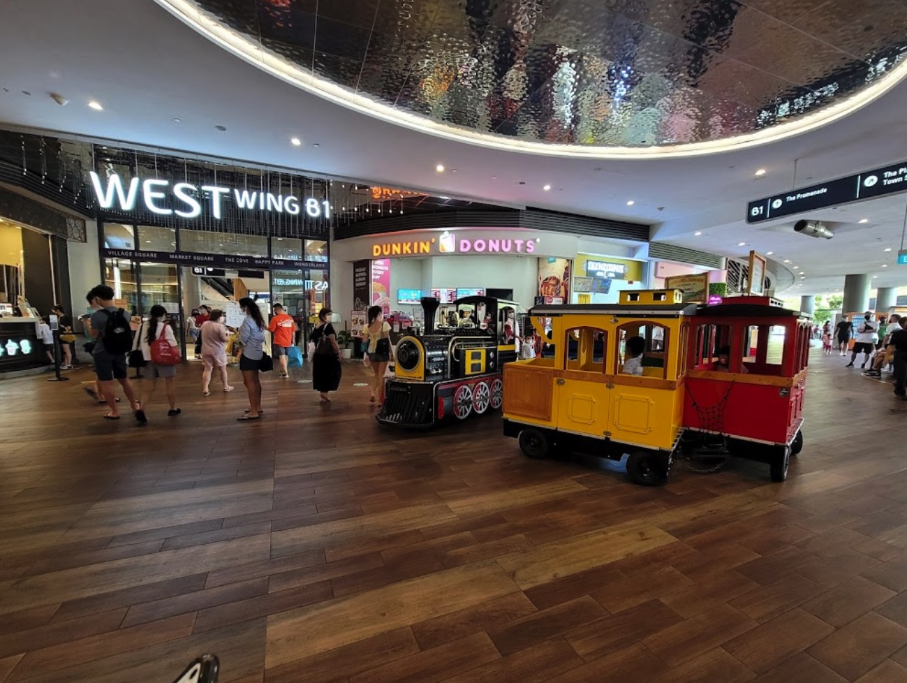 Famous Banana Fritter Kiosk Talad Thai Banana to open 3rd outlet in ...