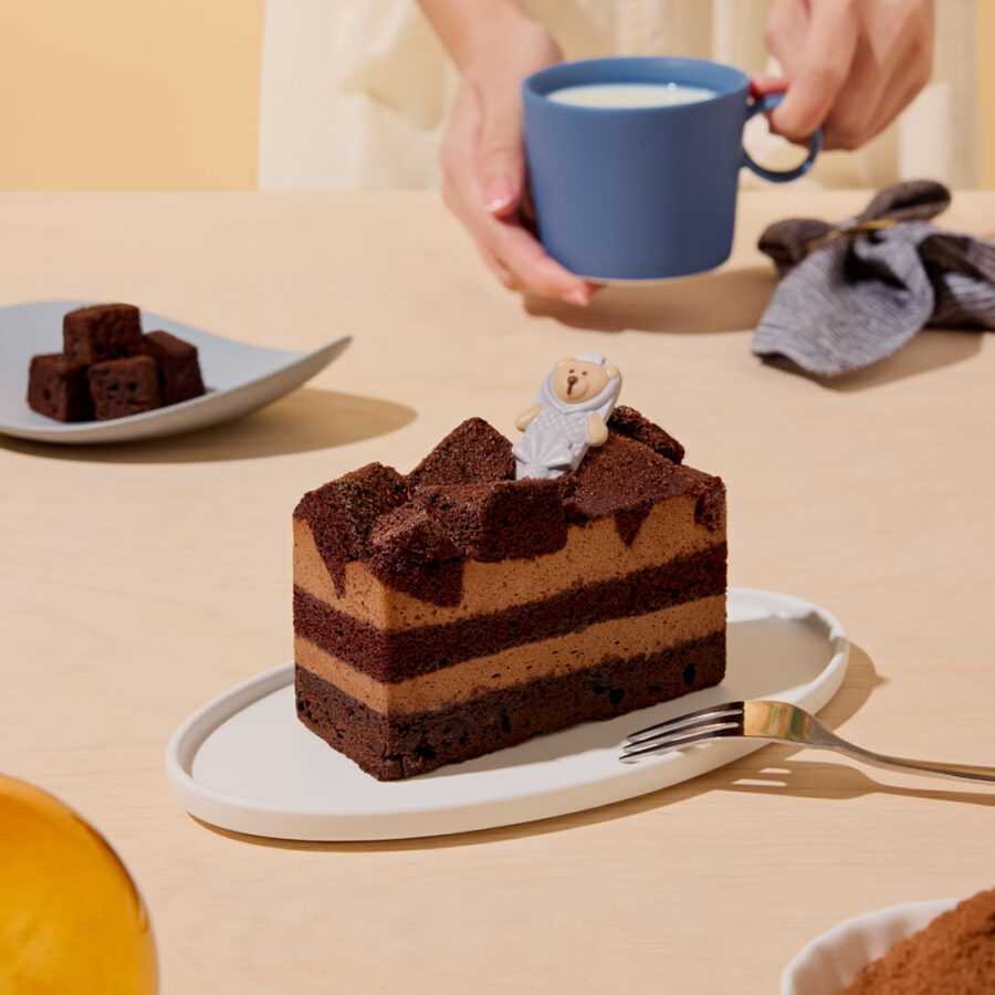 Starbucks has Cakes & Pies inspired by Local Flavours including MILO ...