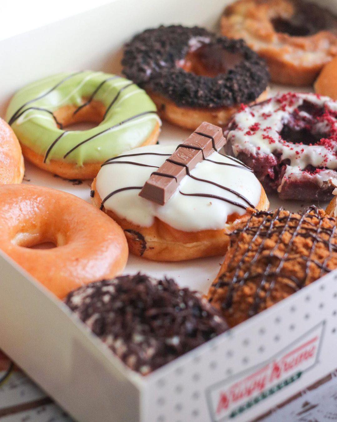 Krispy Kreme's FREE 6pc Doughnuts Promotion with Purchase from Oct 15 ...