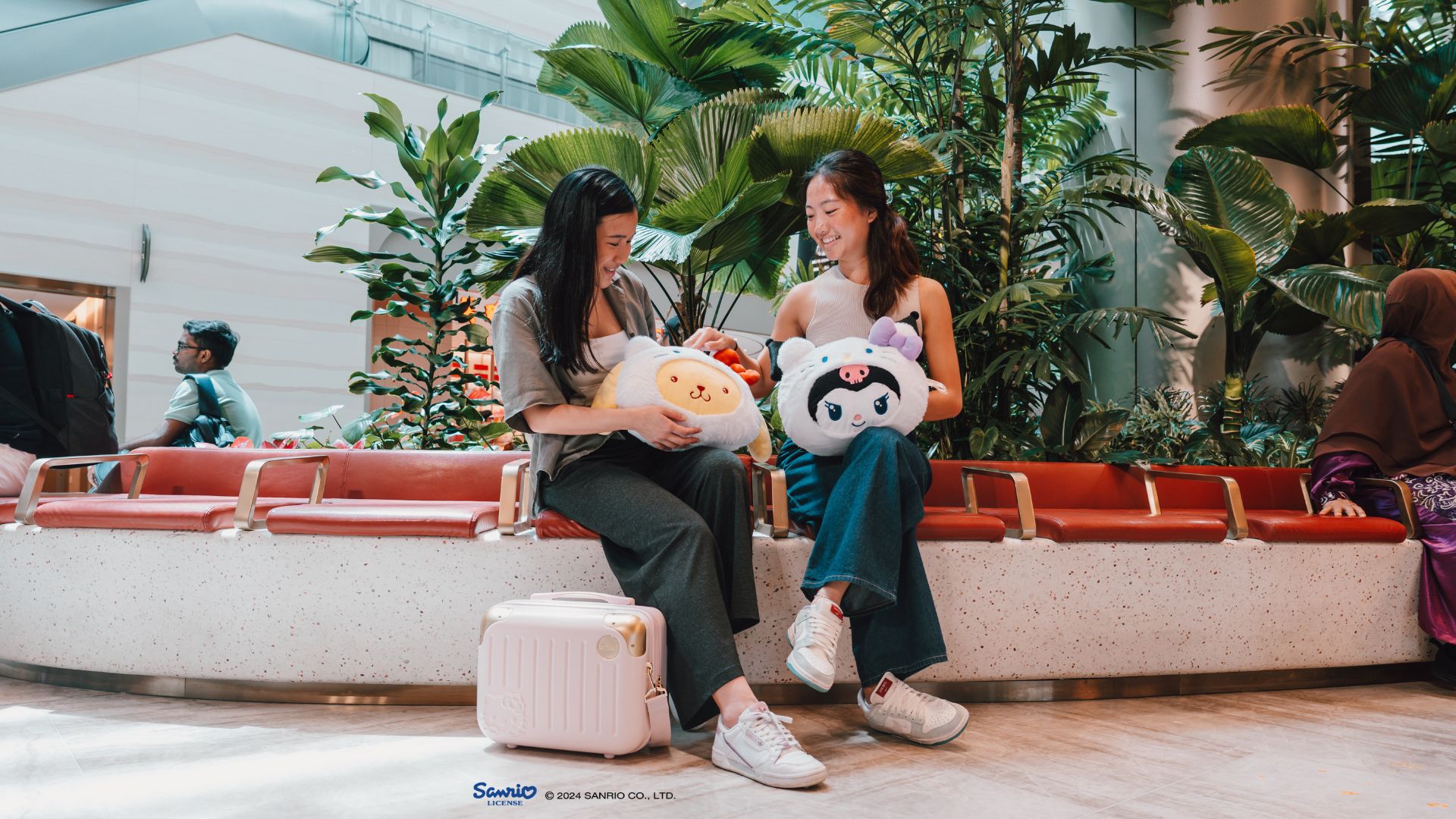 Changi Airport transforms into a Hello Kitty Festive Wonderland with ...