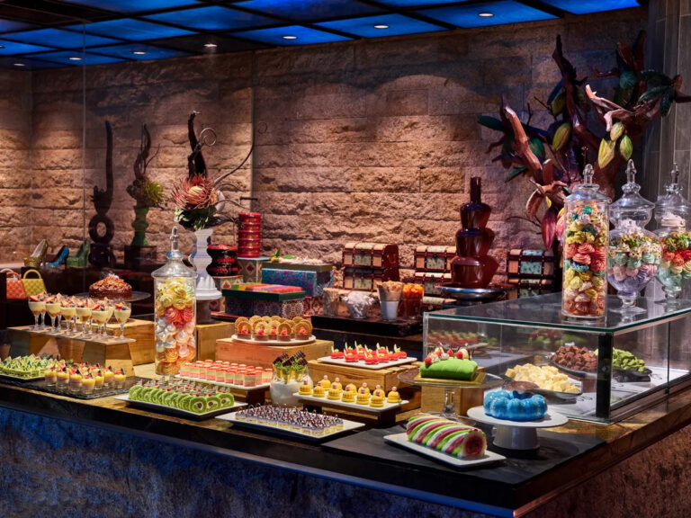 EDGE at Pan Pacific Launches 1-FOR-1 Buffet Lunch Promotion with UOB ...