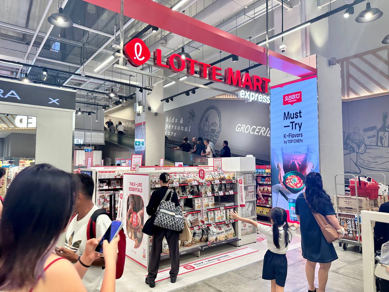 FairPrice Group Launches First LOTTE Mart Express in Singapore — A ...