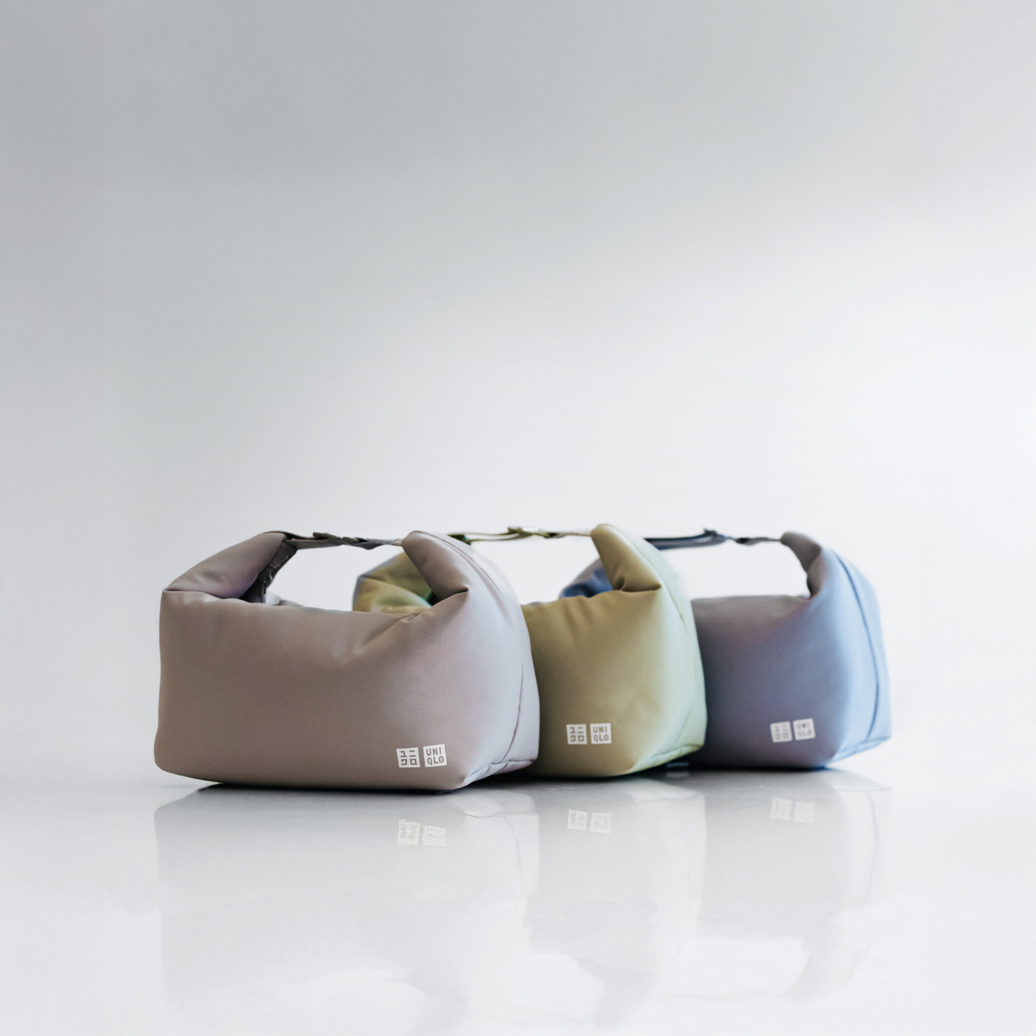 UNIQLO Giving FREE Lunch Bags, Mixed Rice Keychain & $10 Vouchers with ...