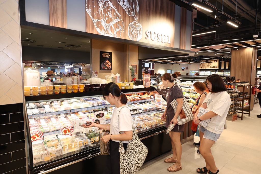 FairPrice Opens Singapore's First Supermarket-Kopitiam Food Hall Mashup ...