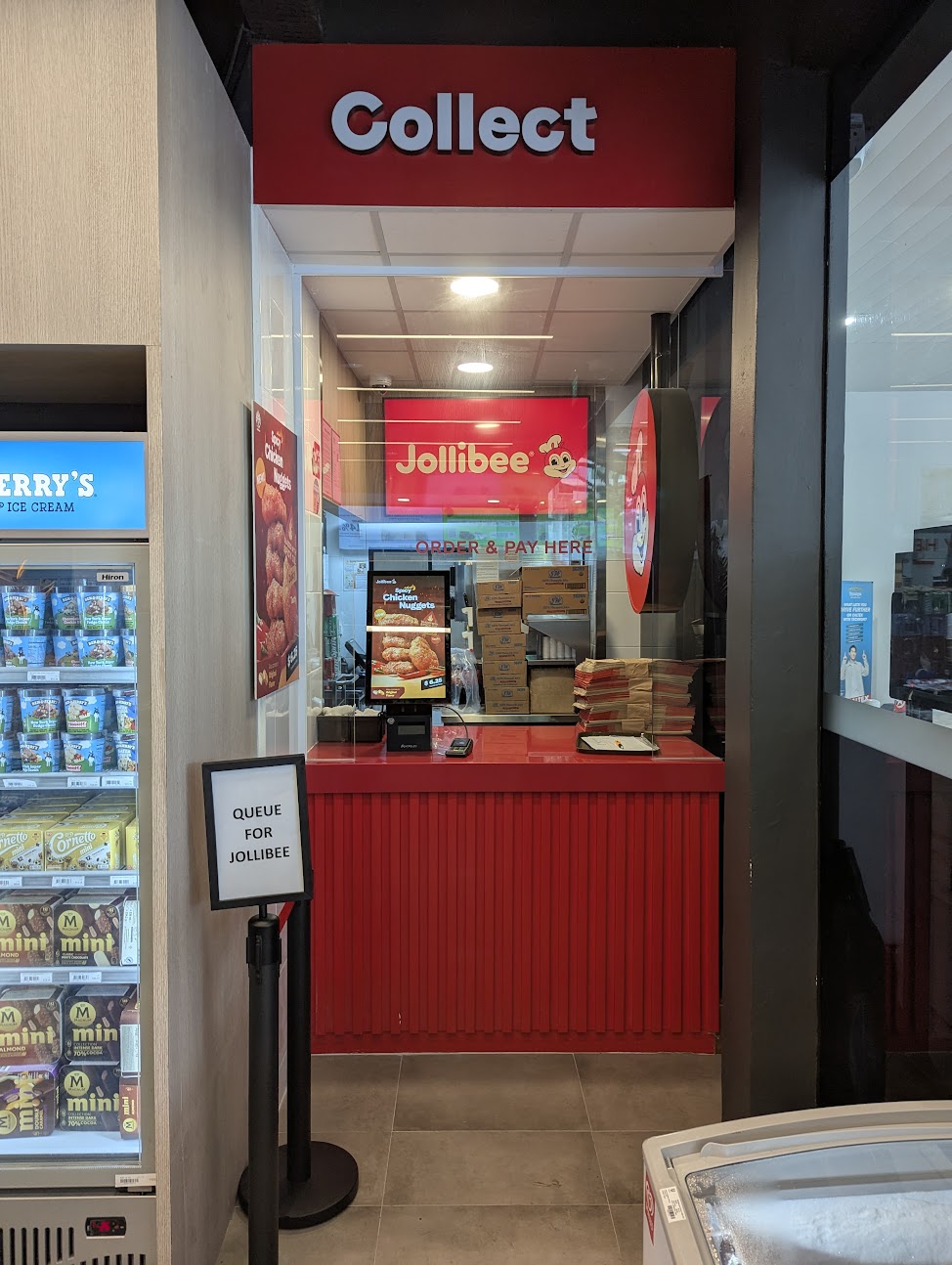 Jollibee’s Second Drive-Thru in Singapore Opens at Caltex Yishun – Walk ...