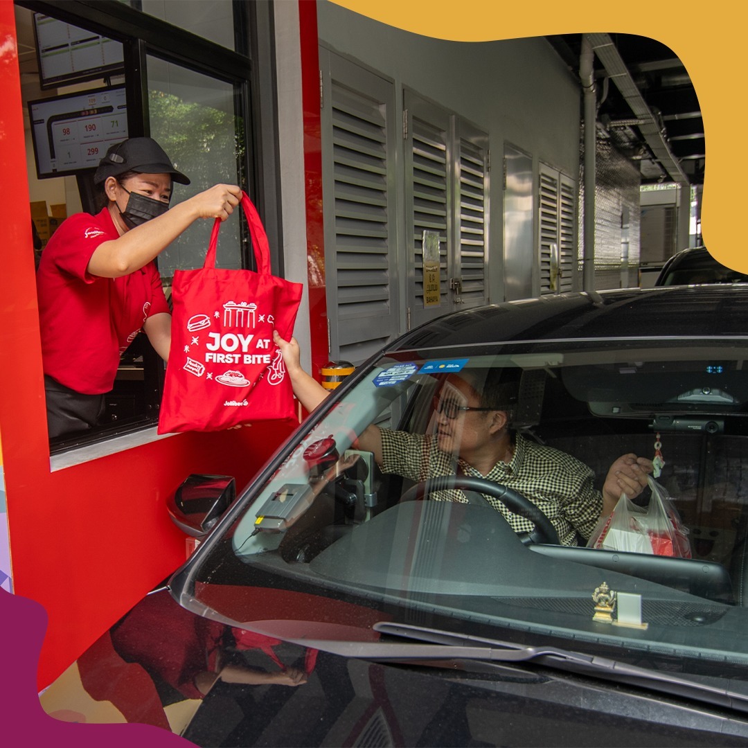 Jollibee’s Second Drive-Thru in Singapore Opens at Caltex Yishun – Walk ...