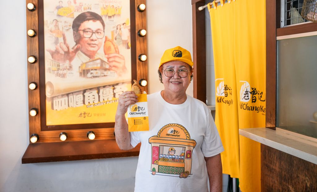 UNIQLO and Old Chang Kee Team Up for a Nostalgic Curry Puff-Inspired T ...